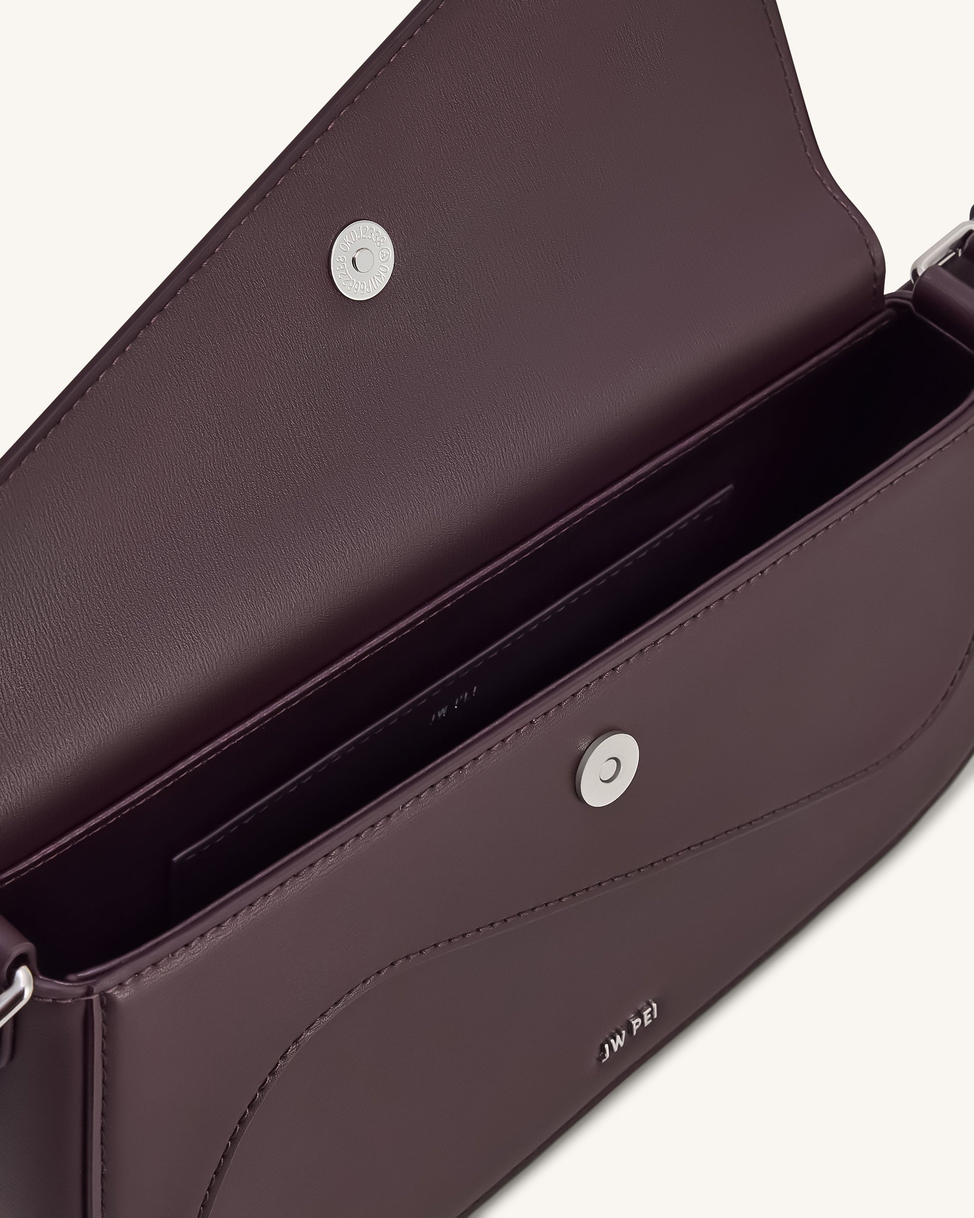 Addisyn Shoulder Bag - Deep Brown - JW PEI LATAM